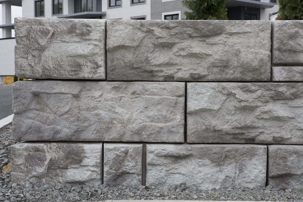 K-Block Wall + Steps | Shaw Brick